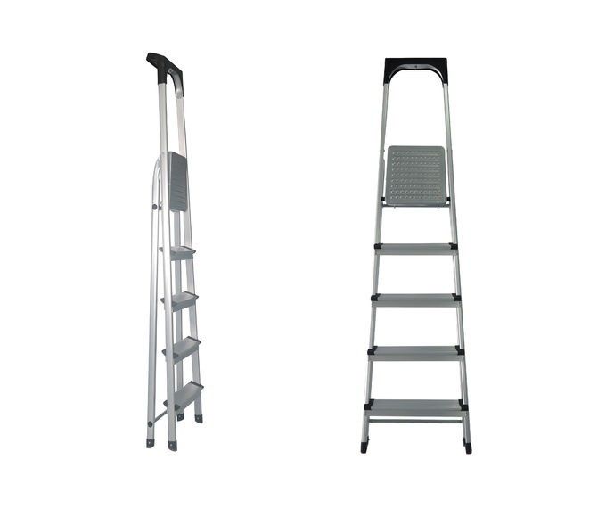 Outdoor Foldable Aluminum Ladder Safety Use 5 Steps For Changing Light ...